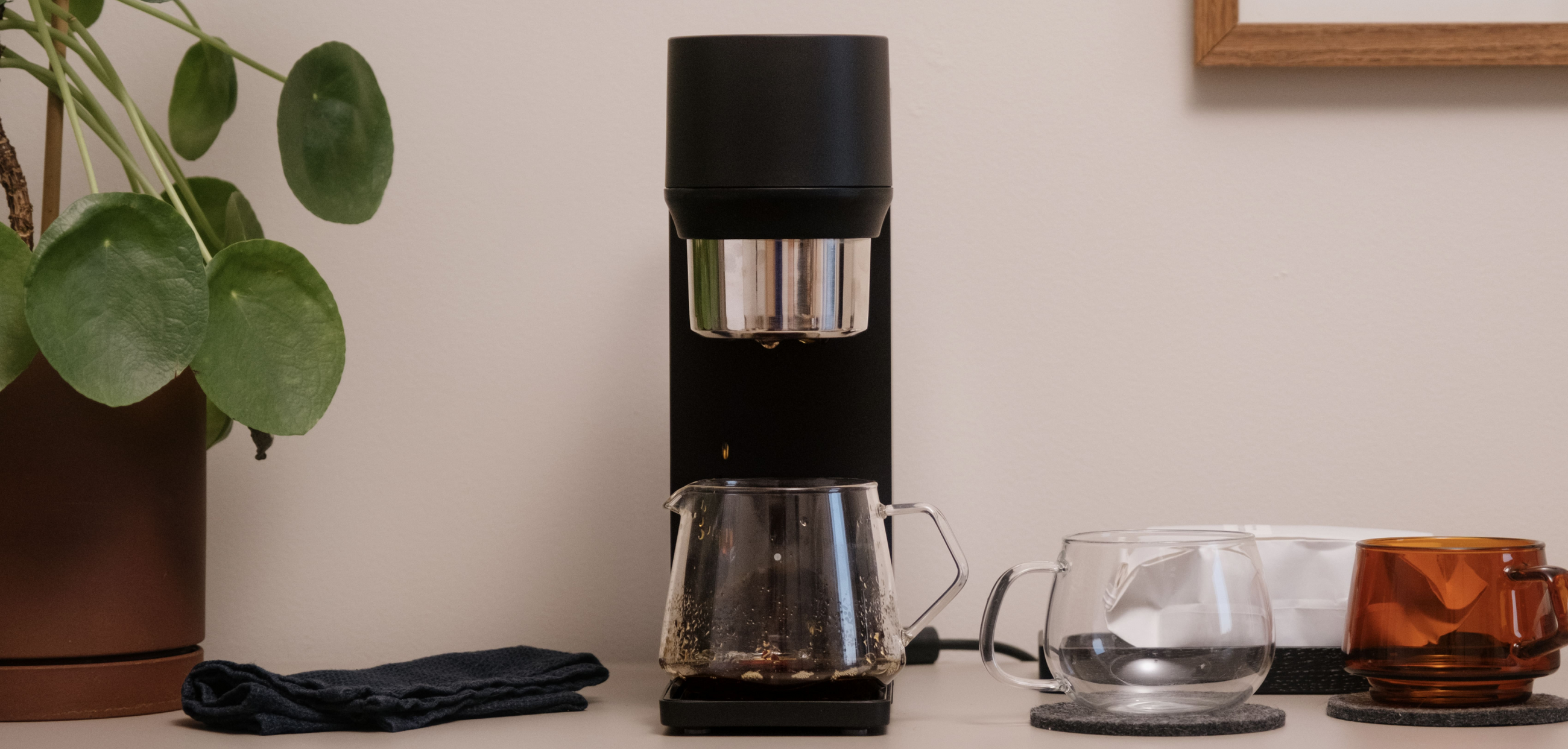 Brezi | The world’s first automated cold coffee machine for home.